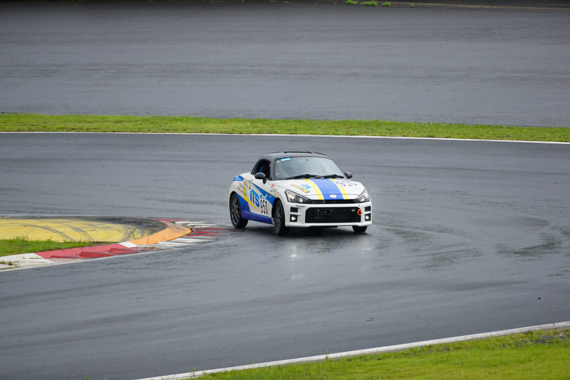 K4GP参戦！ | トータルテクニカルソリューションズ採用サイト｜自動車開発トータルテクニカルソリューションズ採用サイト｜自動車開発